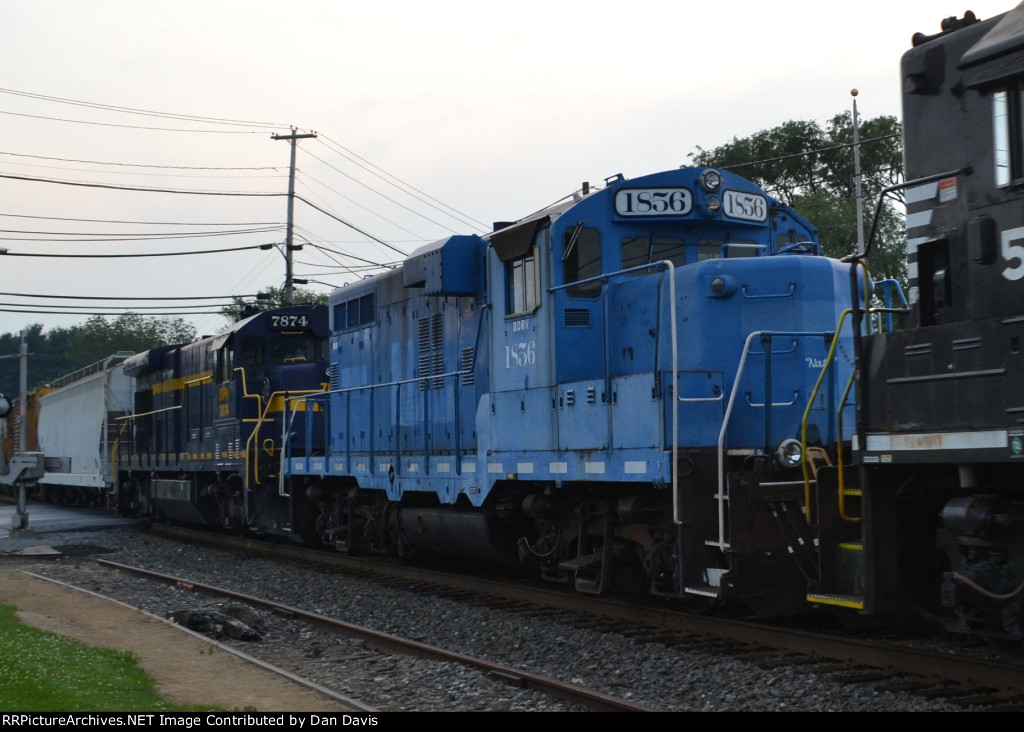 BDRV B30-7 7874 and ESPN GP10 1856 on 33A